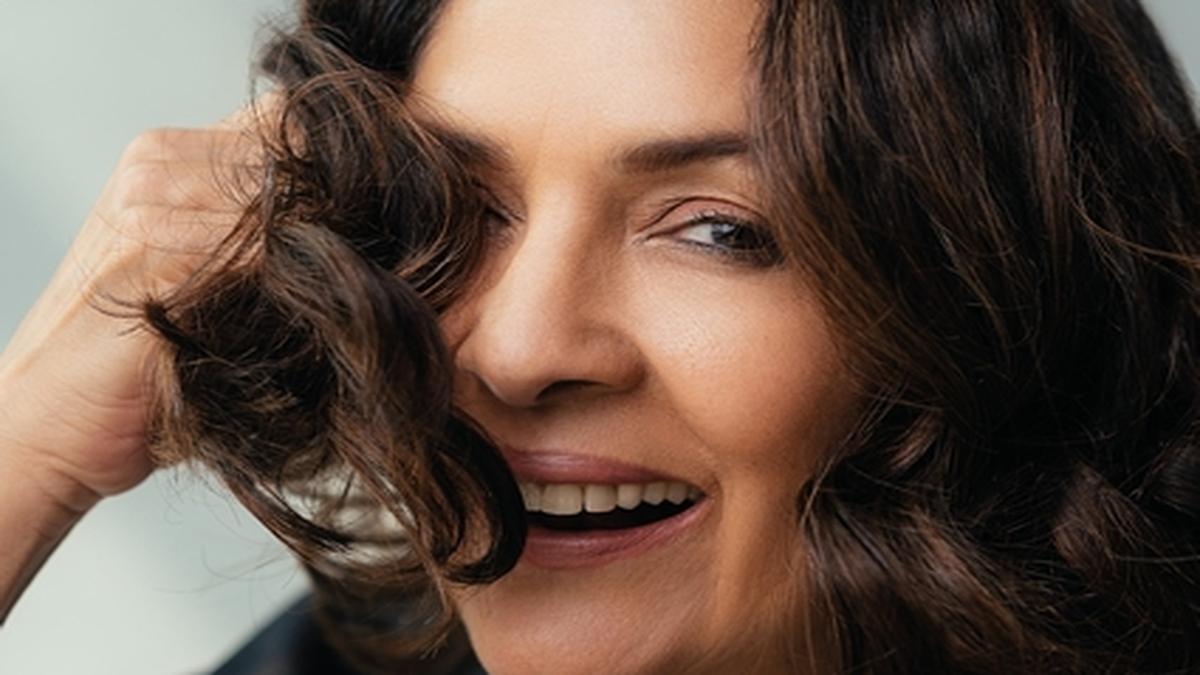 Neena Gupta's autobiography to release on June 14 - The Hindu