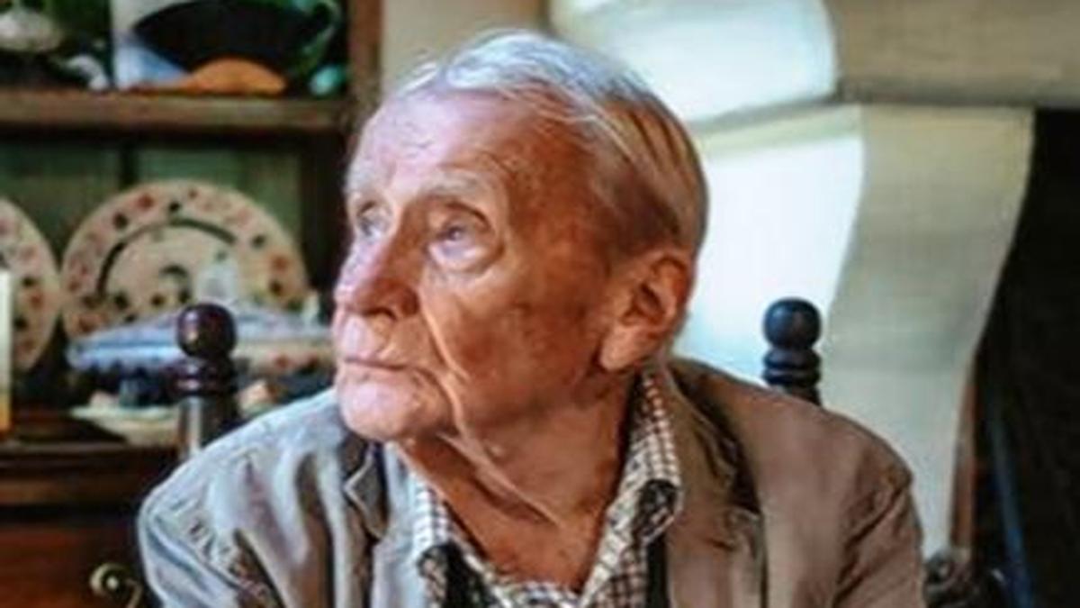 Christopher Tolkien, son of 'Lord of the Rings' author, dead - The Hindu