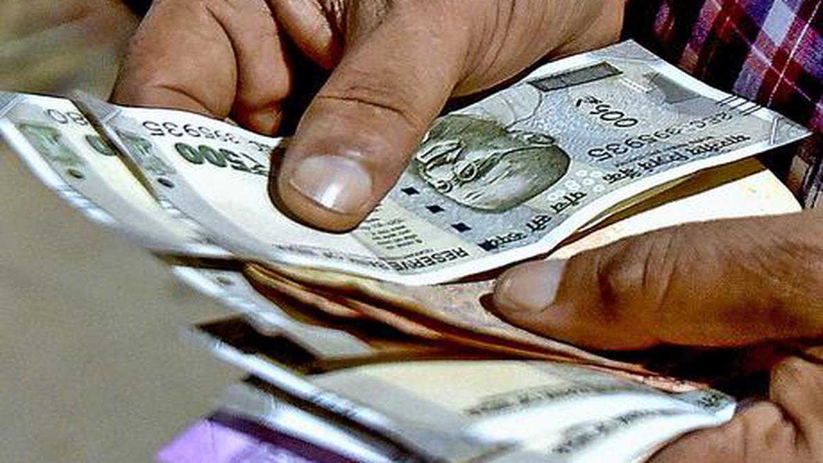 Currency notes in circulation - The Hindu