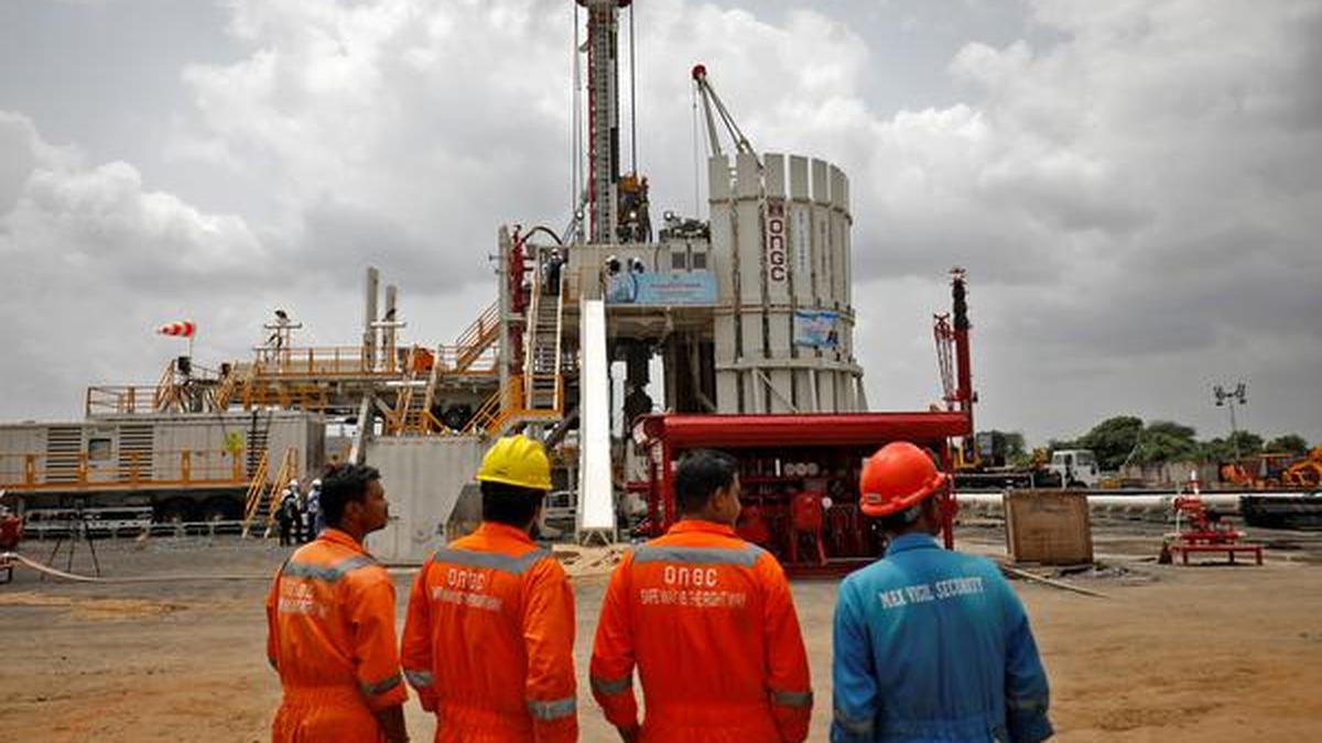 Only 3 bidders for 21 oil, gas blocks; Vedanta and Reliance stay away ...