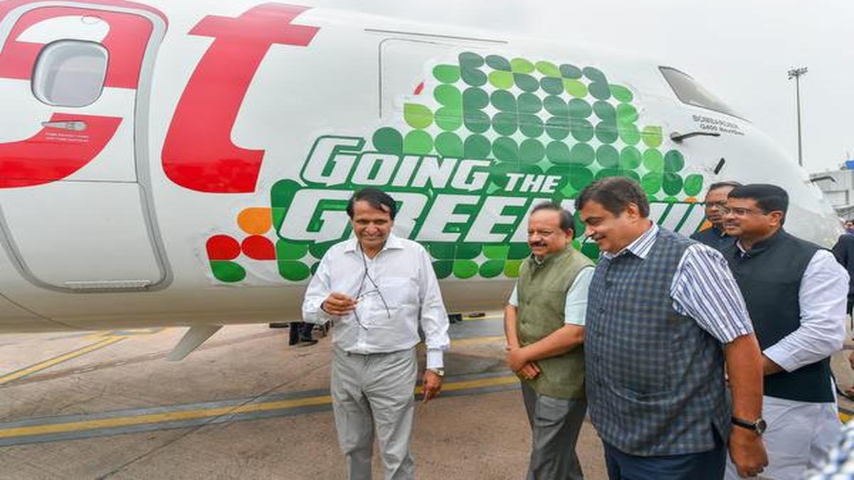 SpiceJet operates India’s first biojet fuel flight - The Hindu