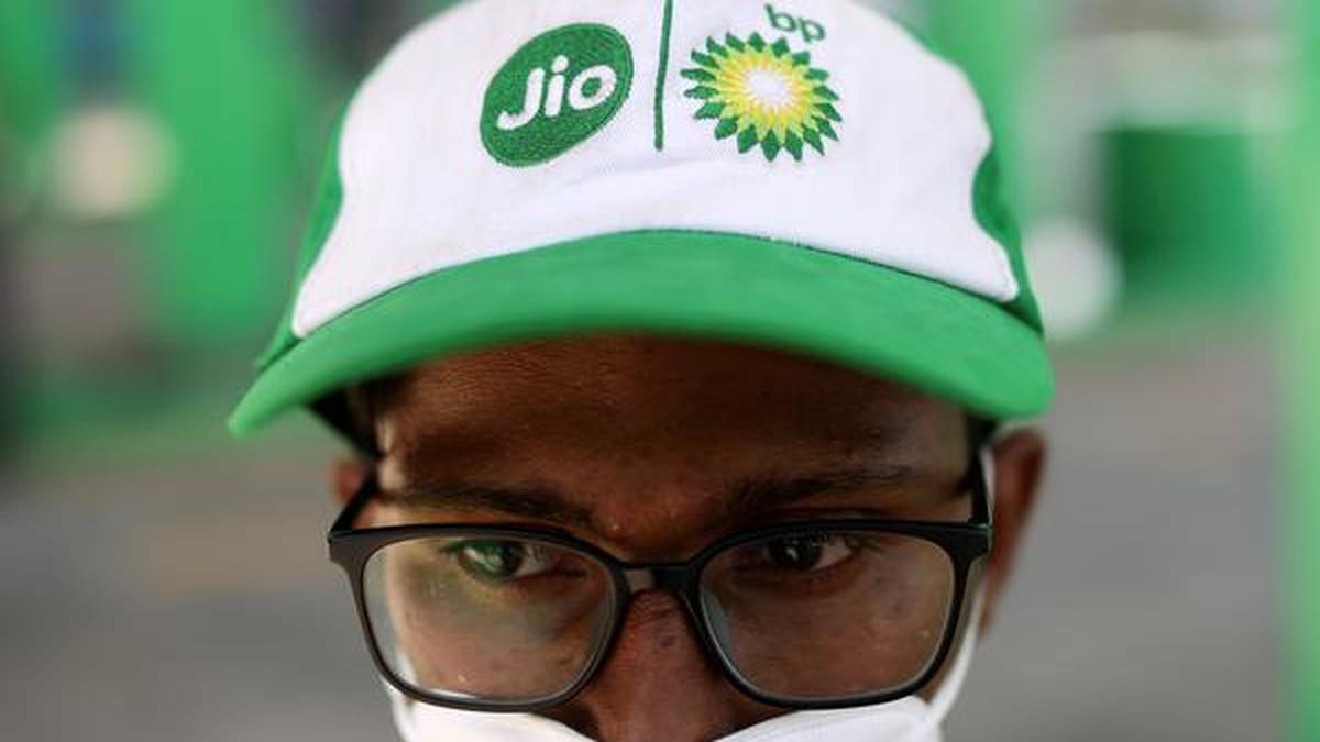 Jio-bp expands with Delhi EV charging hub - The Hindu