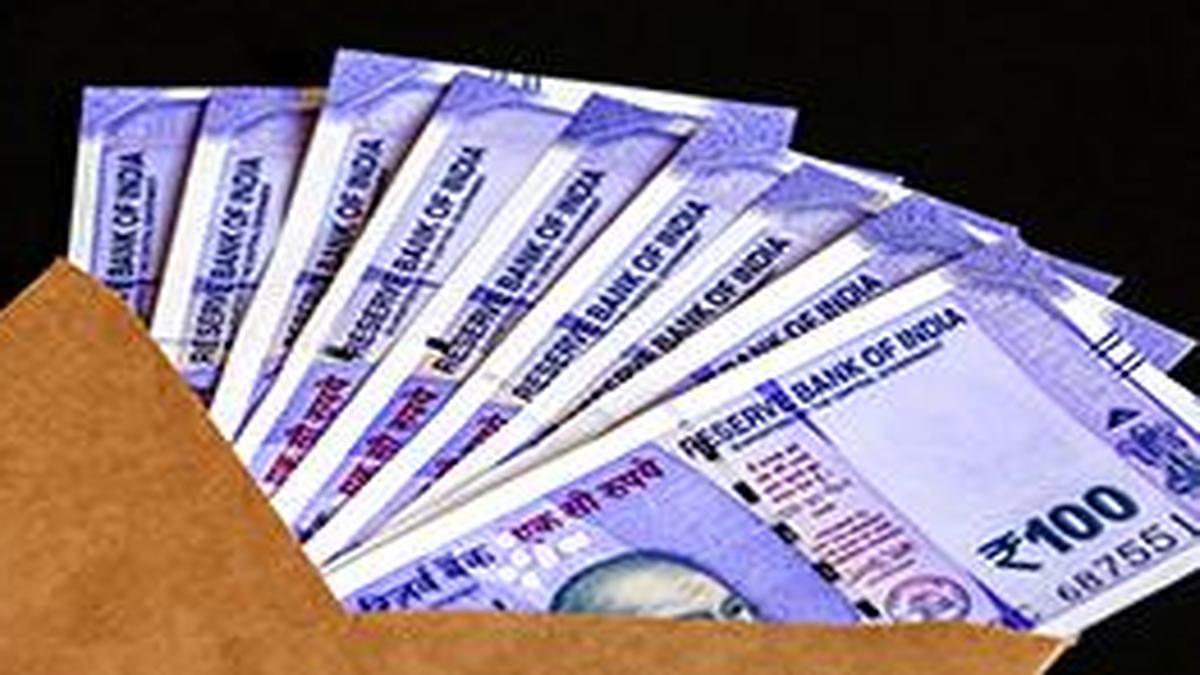 Rupee gains 15 paise to 74.92 against U.S. dollar in early trade - The ...