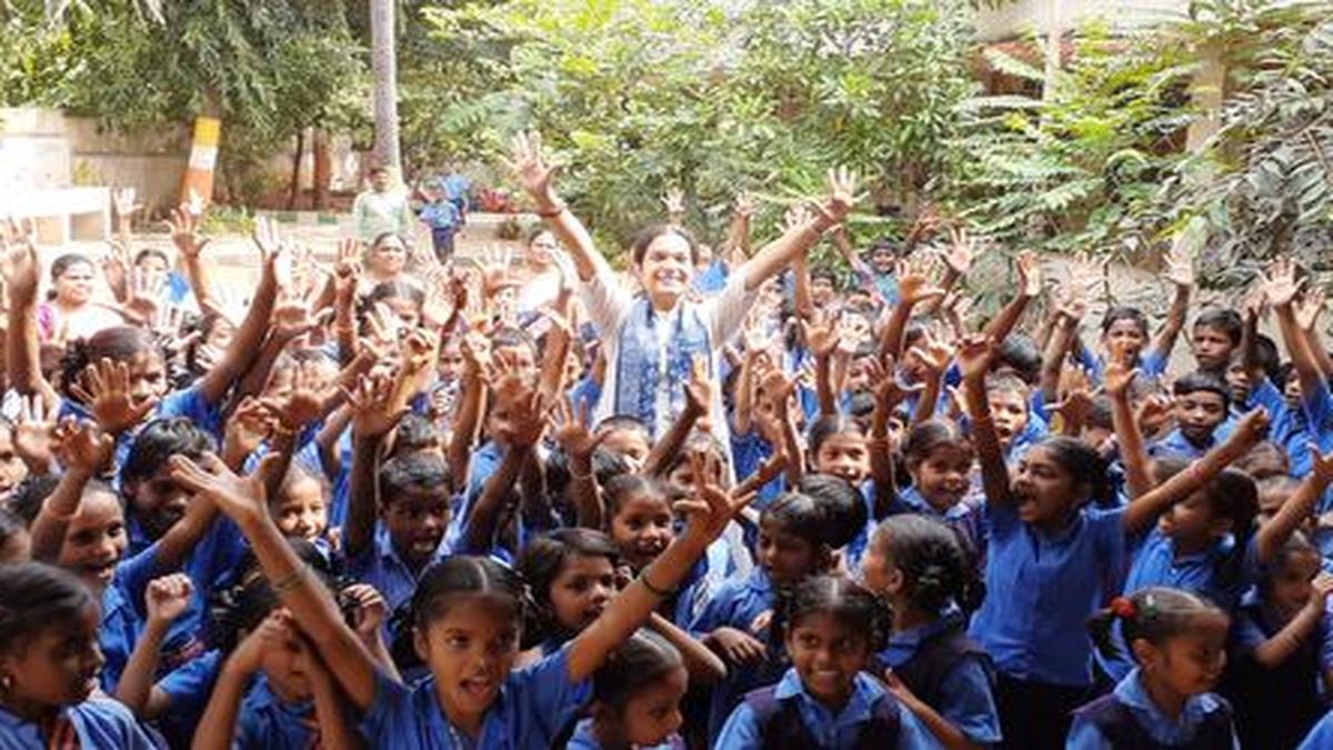 Janaki Sabesh conducts a gripping storytelling session in Visakhapatnam ...