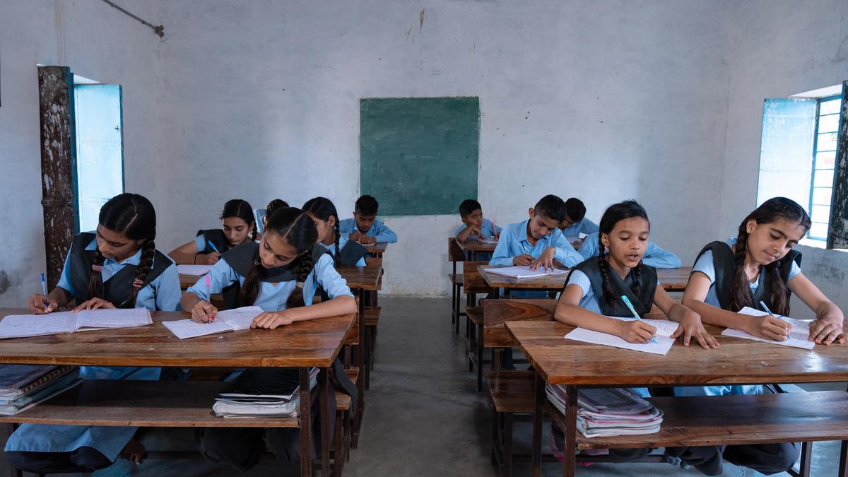 Maharashtra adopts CBSE curriculum in state government schools for competitive exam readiness ...