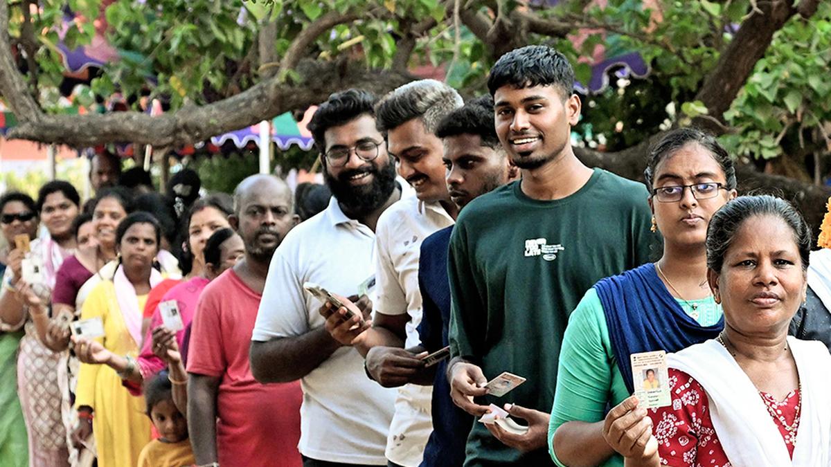 Lok Sabha polls | With dip in voter turnout in the first phase, ECI ...