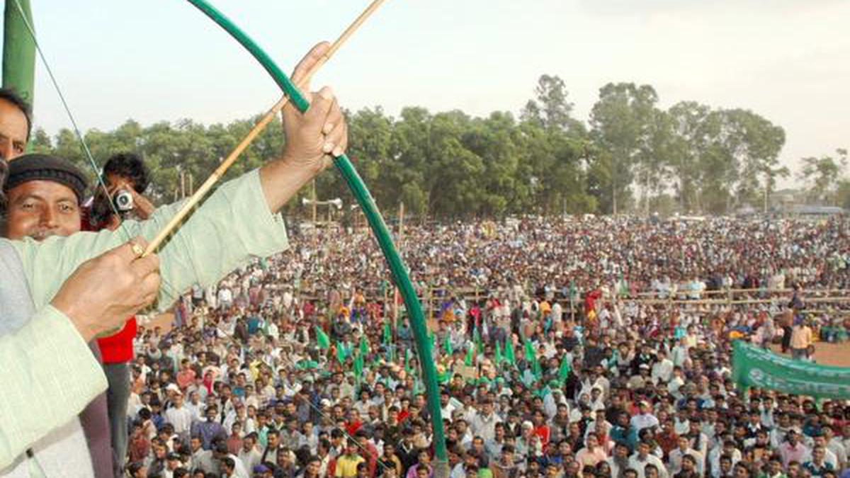 JMM first party to declare name of electoral bonds donor - The Hindu