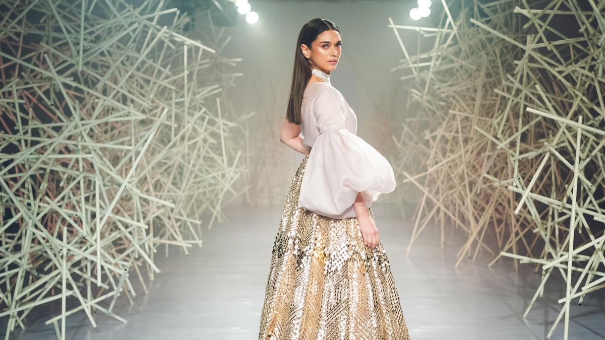 India Couture Week 2019: Showstopper Aditi Rao Hydari at Pankaj & Nidhi ...