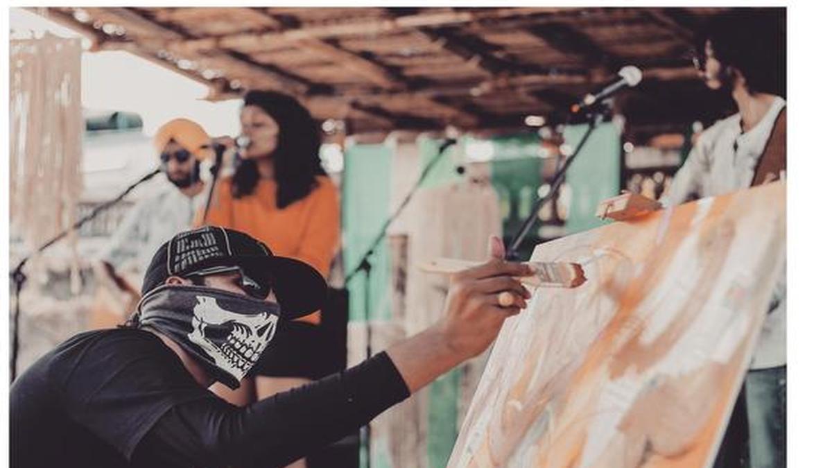 The rise of live painting as a performance genre in Chennai - The Hindu