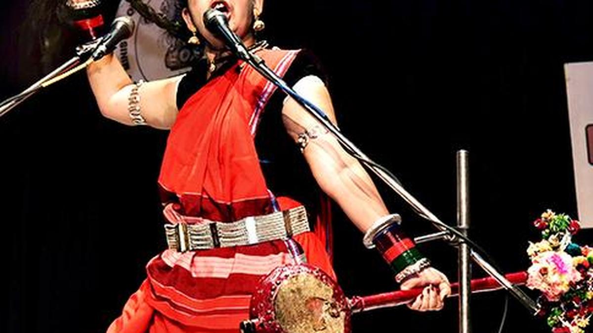 A platform for women harikatha performers - The Hindu