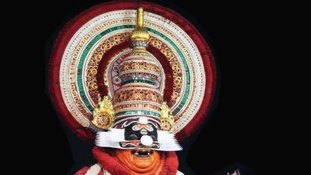 Natya Thrithayi Kathakali: Expressions of finesse - The Hindu