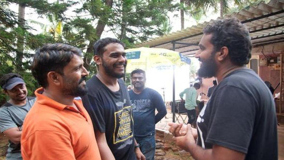 On the sets of Kavalu Daari - The Hindu