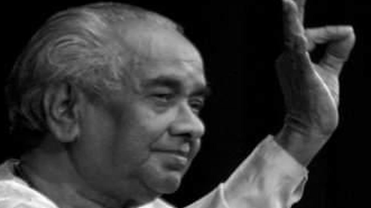 How Guru Mayadhar Raut redefined Odissi - The Hindu