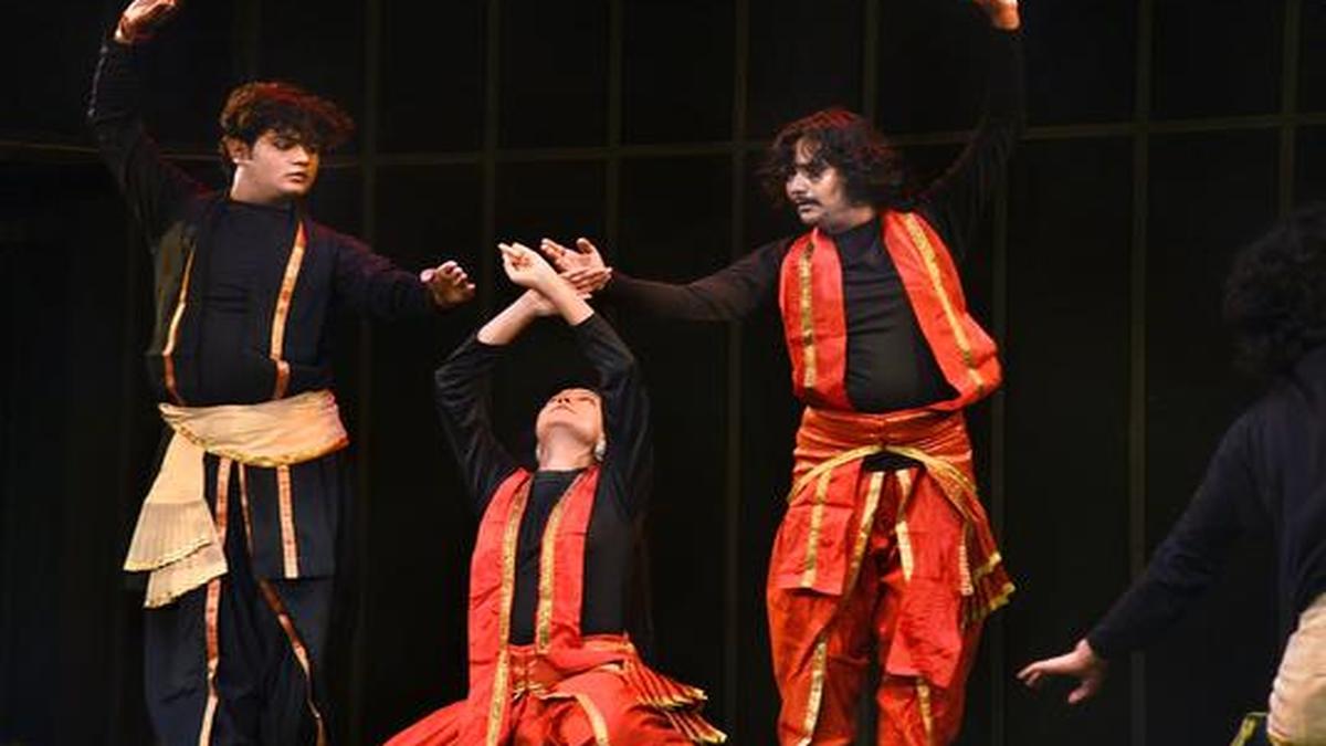 Shovana Narayan’s “Rashmirathi” is crisp and catchy - The Hindu