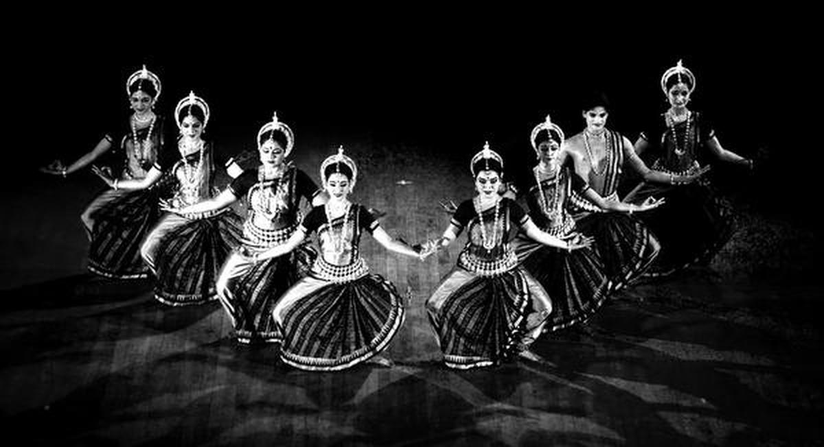 01thefgroup1_srivatsa.jpg - The Hindu