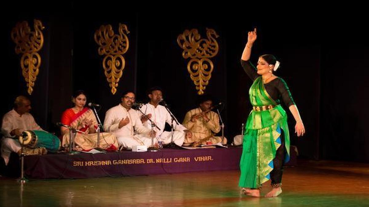 Geeta Chandran’s ‘Anekanta’ at Natya Darshan - The Hindu