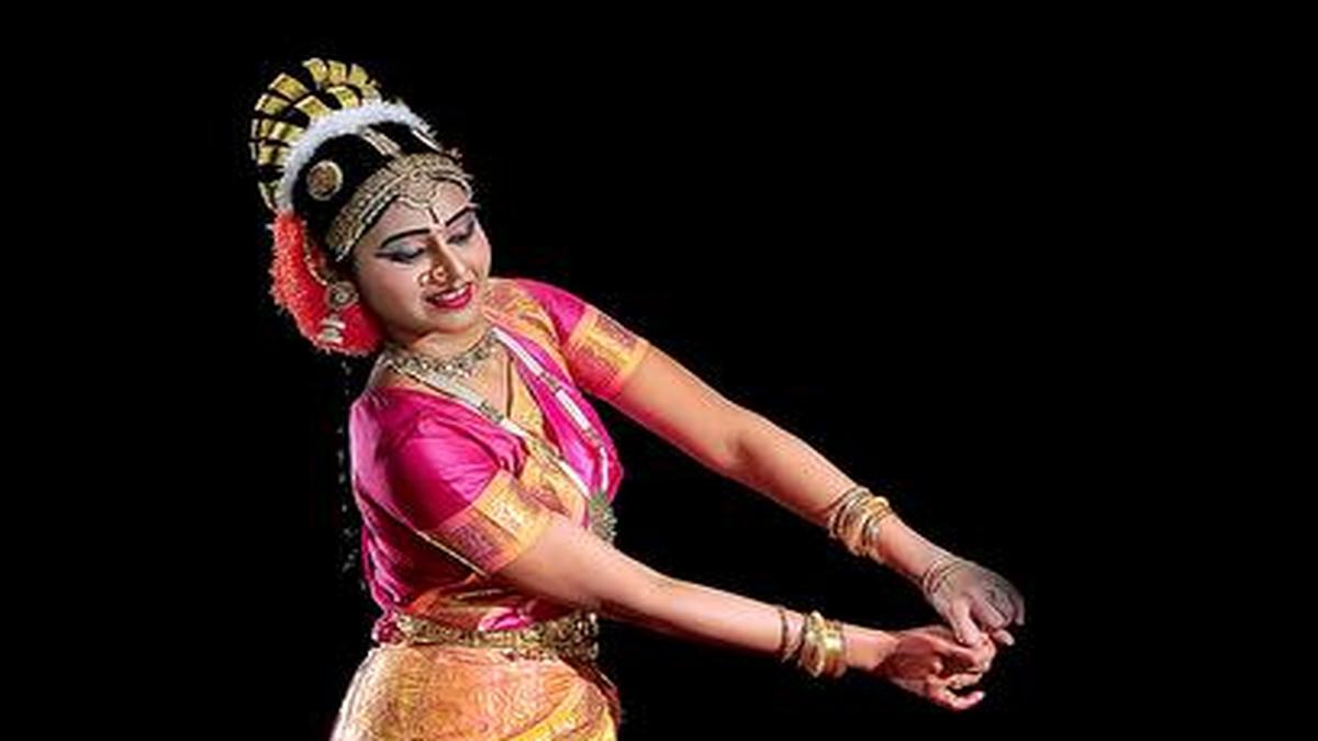 Kuchipudi dancer A. Kavya Smrithi: Craft married to aesthetics - The Hindu