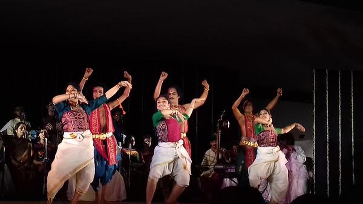 Tagore, a world citizen - The Hindu