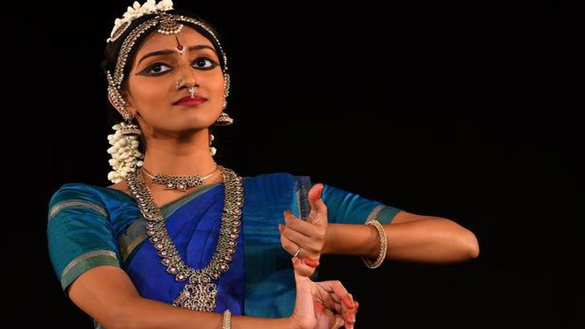 Disciple reflects guru’s style - The Hindu