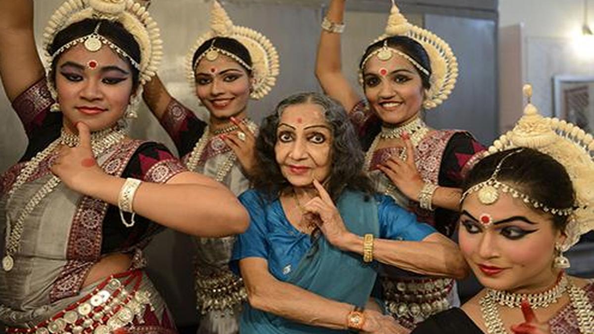 When dancers feel lonely - The Hindu