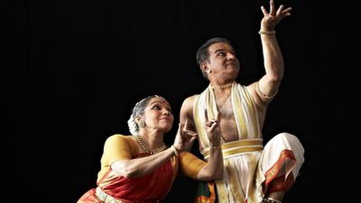 Exploring hasya through natya - The Hindu