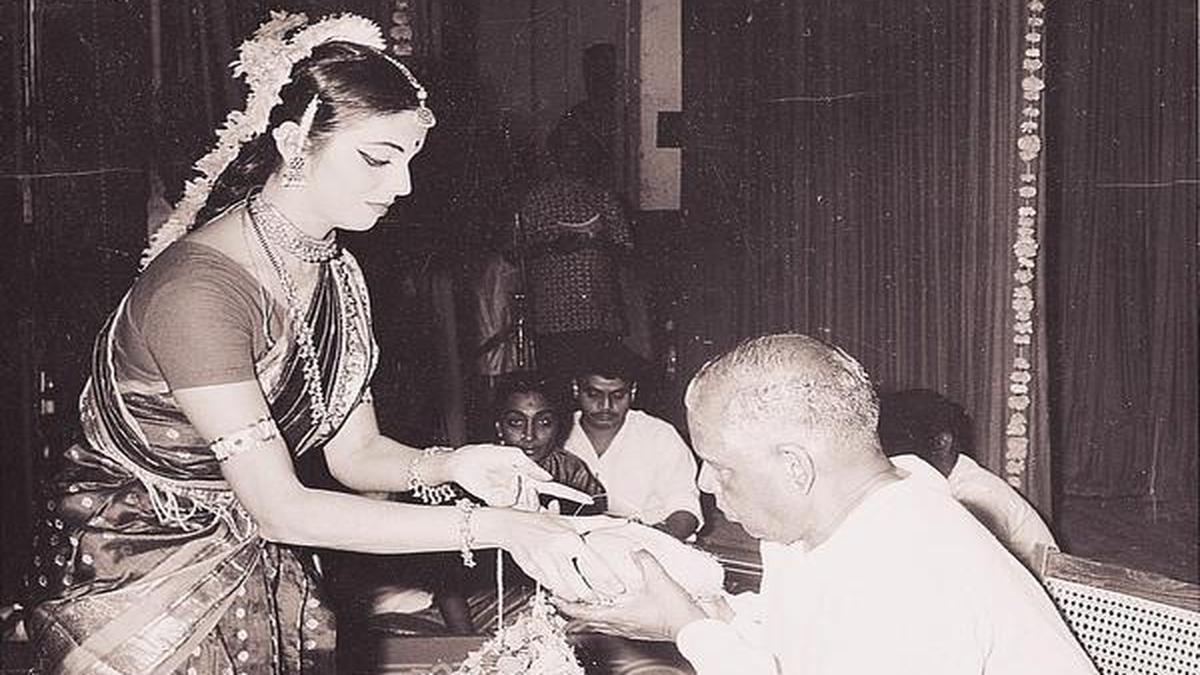 Contributions of Thanjavur Maratha kings to Bharatanatyam - The Hindu