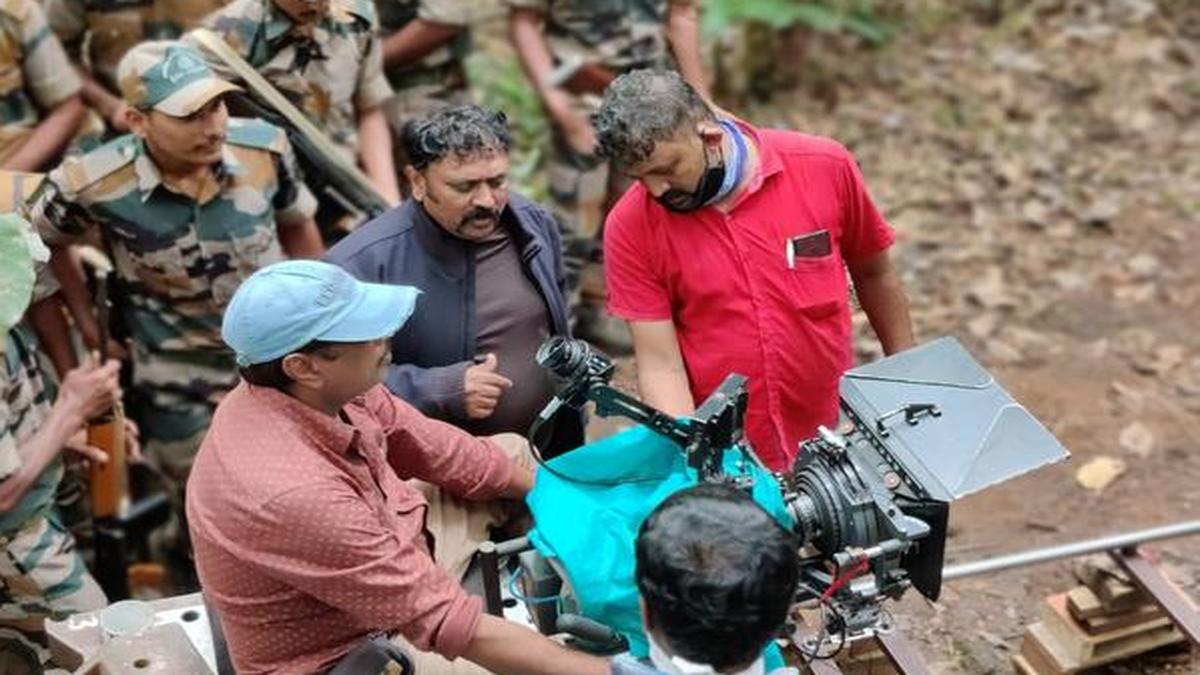 AMR Ramesh’s ‘Veerappan-Hunger For Killing’, takes off - The Hindu