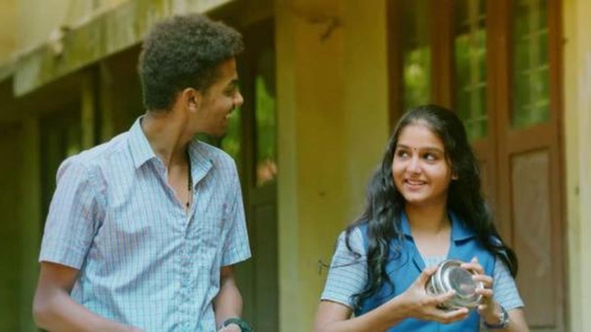 ‘Thanneer Mathan Dinangal’ review: School, as it is - The Hindu