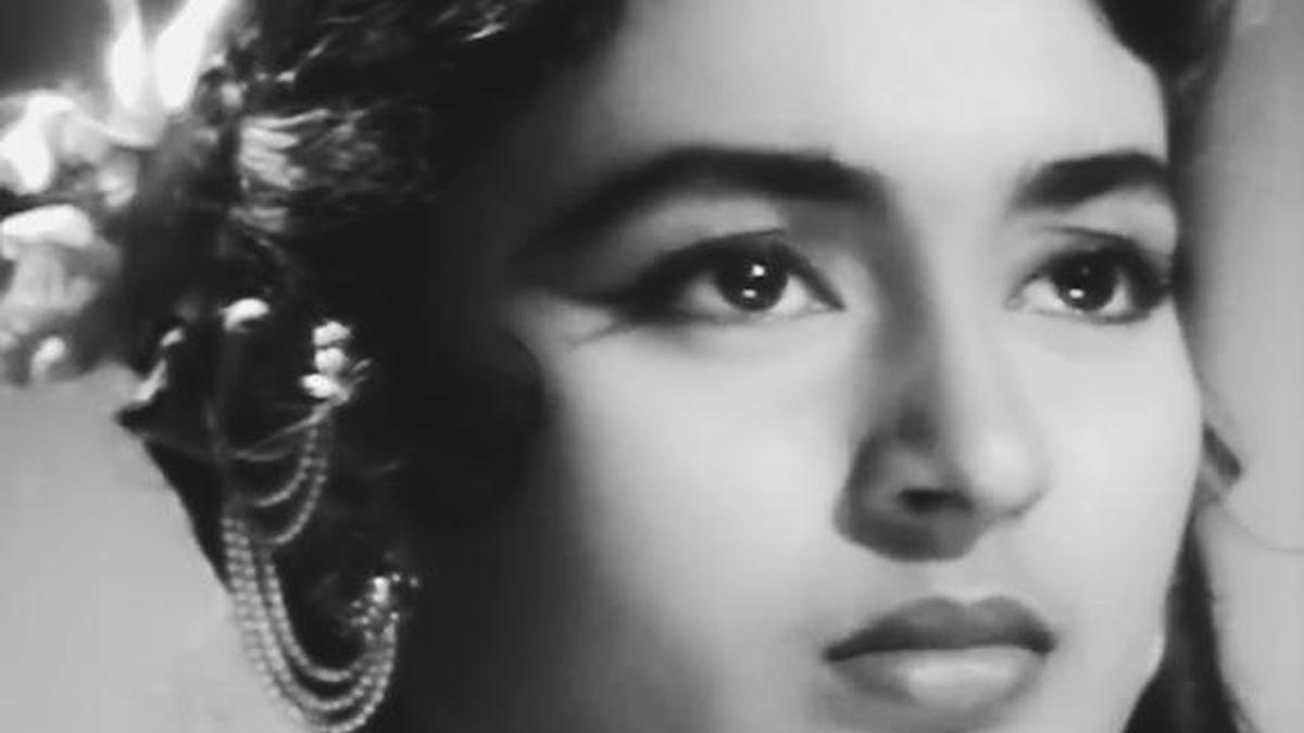 Remembering Nutan on her 85th birth anniversary - The Hindu