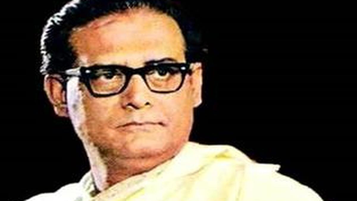 Hemant Kumar — The voice behind haunting melodies - The Hindu