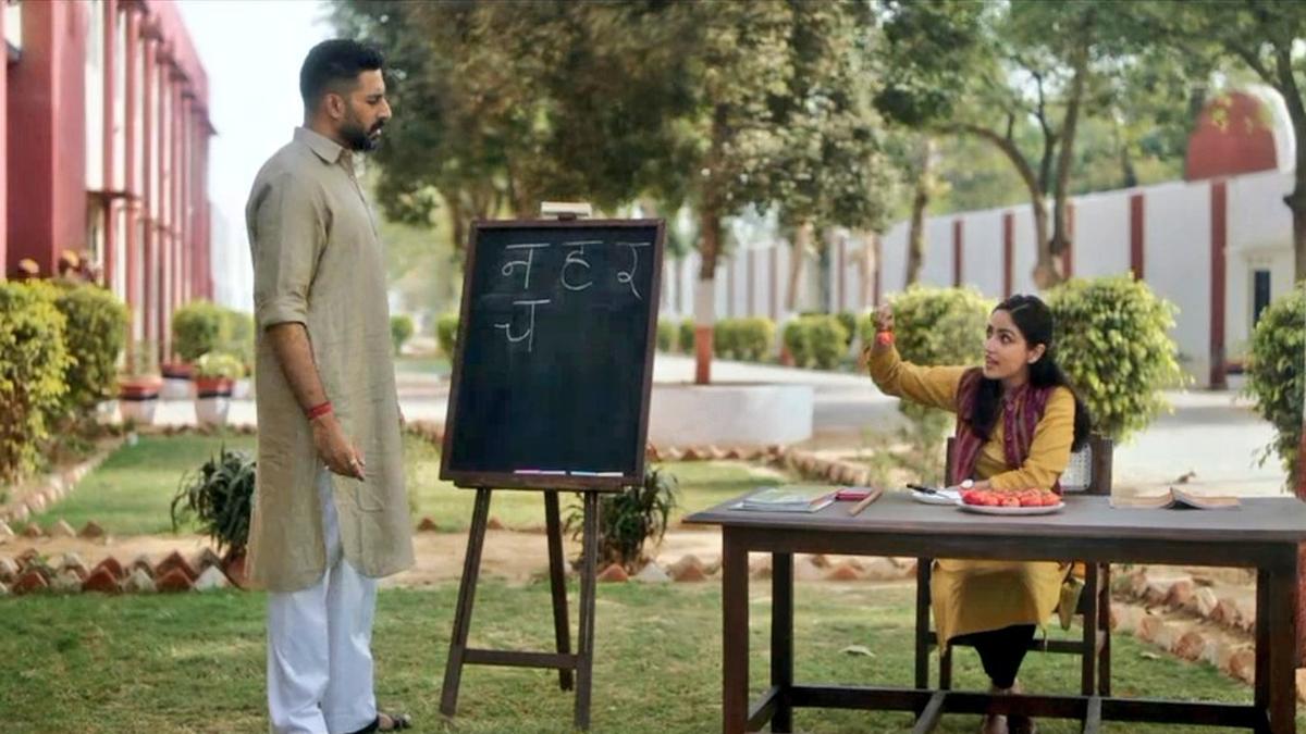 ‘Dasvi’ movie review: A self-conscious spoof seeking grace marks - The ...