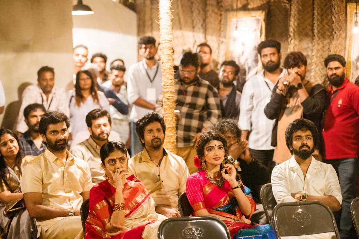 Parasakthi Box Office Collection Day 10: Sivakarthikeyan, Sreeleela's ...