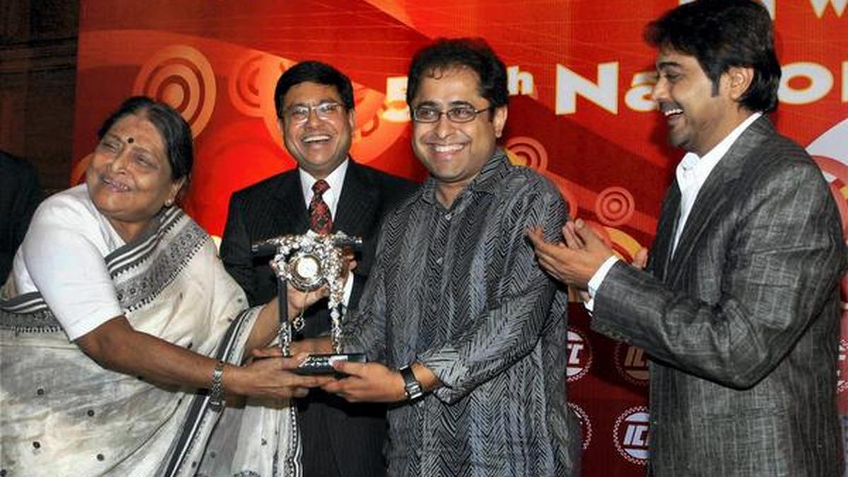 Actor-singer Ruma Guha Thakurta dies aged 84 - The Hindu