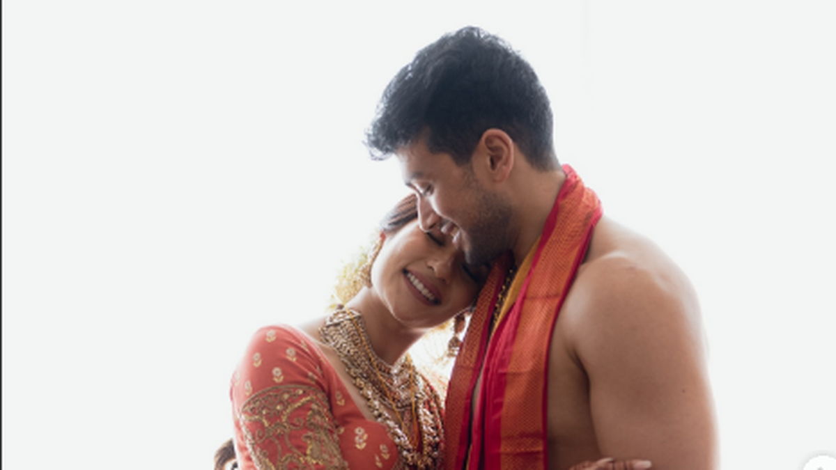 Kalidas Jayaram marries longtime partner Tarini Kalingarayar at ...