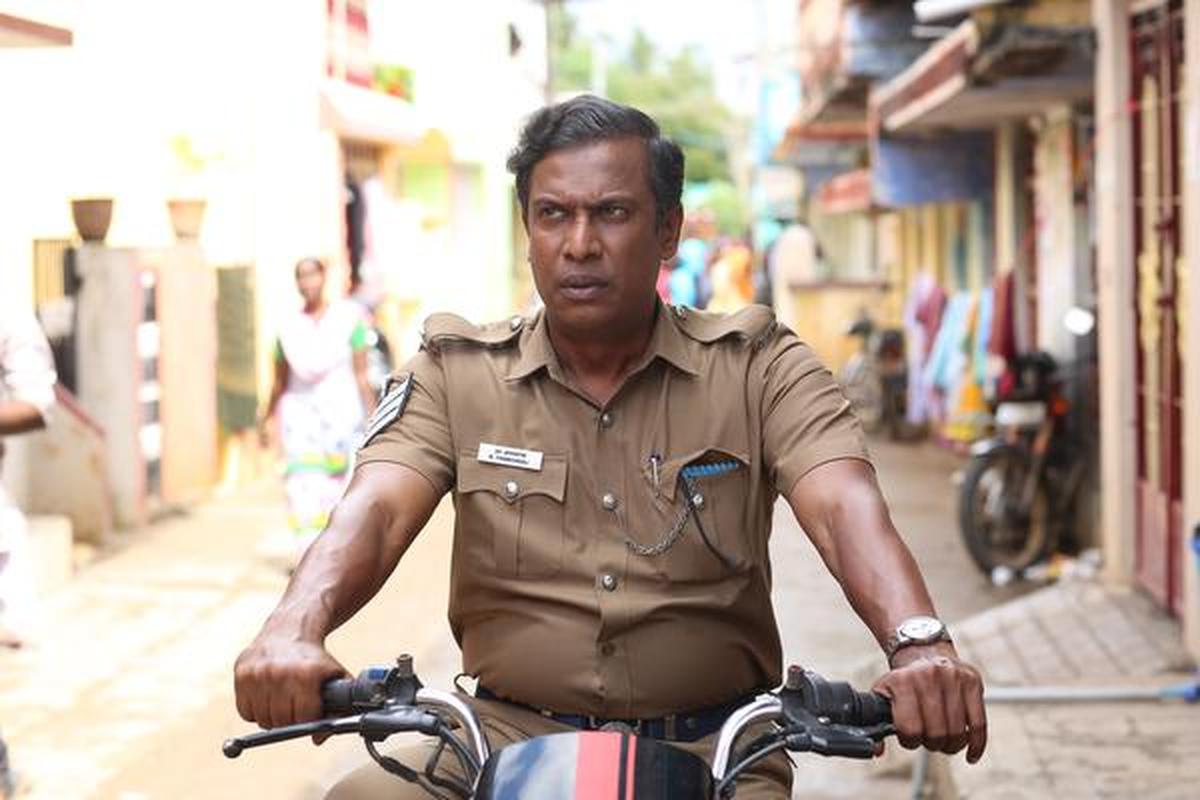 'Writer' movie review: Samuthirakani delivers an impactful performance ...