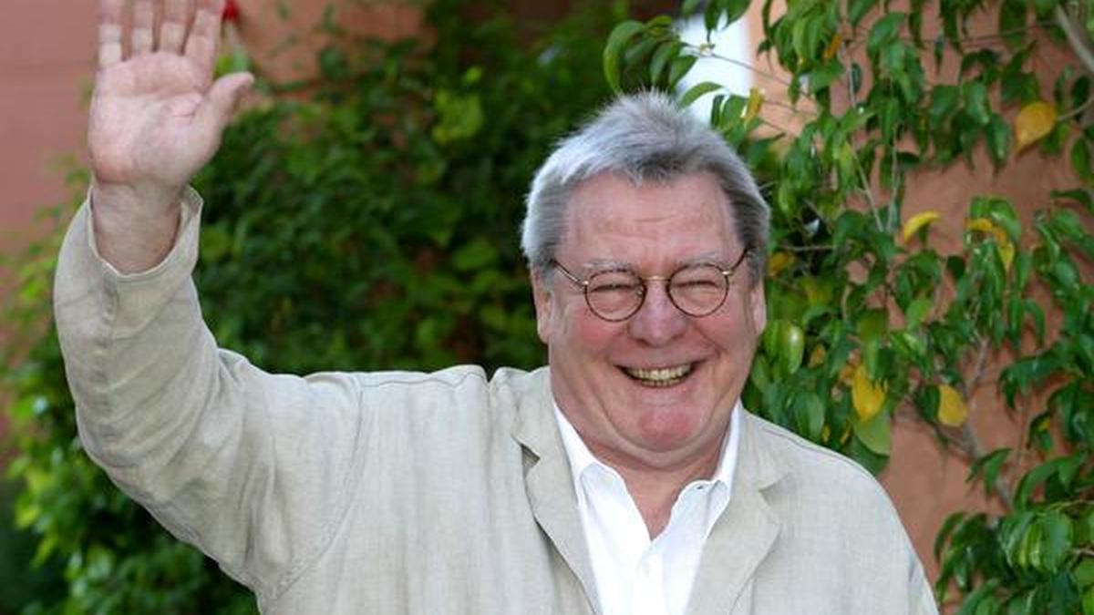 British filmmaker Alan Parker dies at 76 - The Hindu
