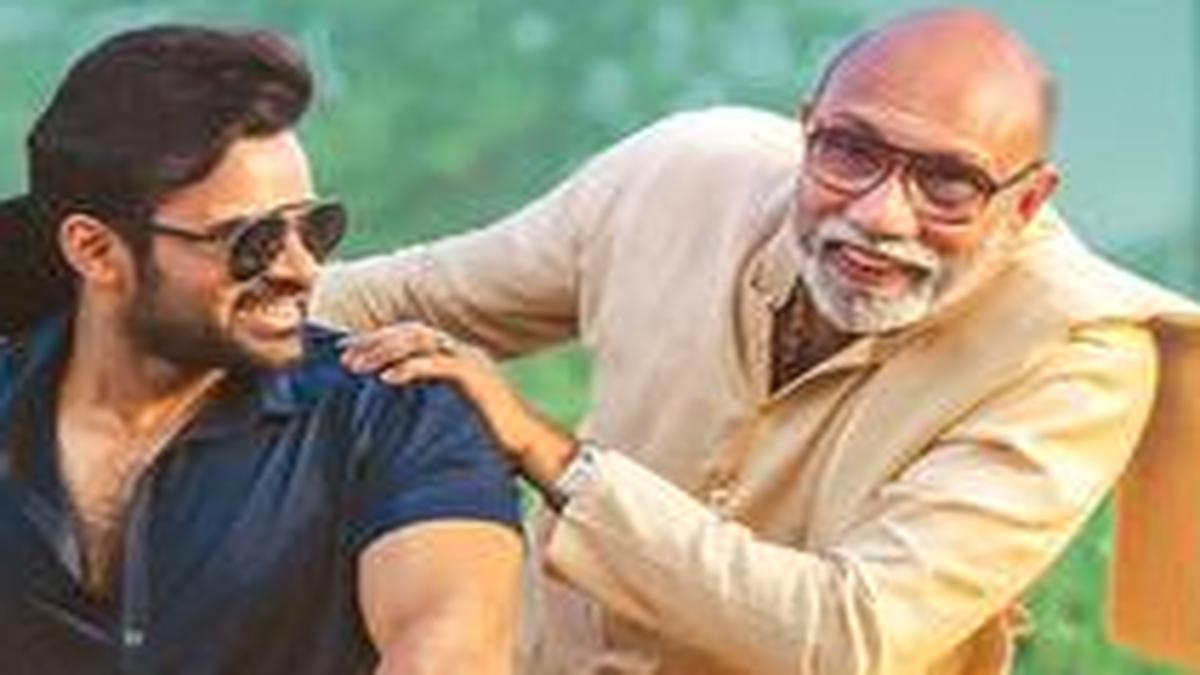 Director Maruthi promises an entertaining film with 'Prati Roju Pandage ...