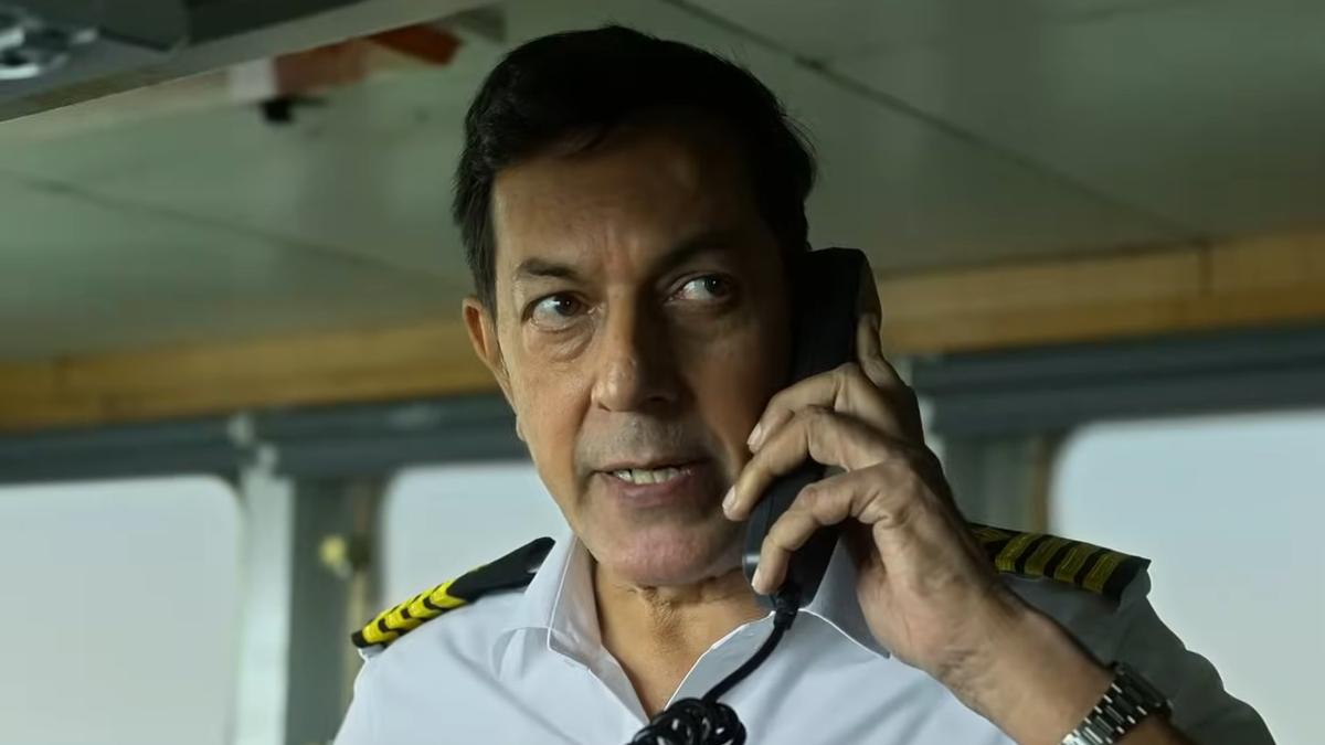 ‘Lootere’ trailer: Rajat Kapoor fends off pirates; Hansal Mehta is ...
