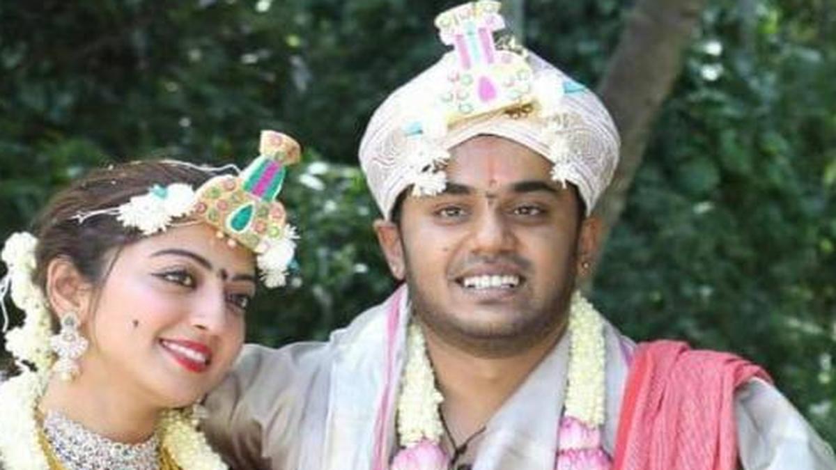 Actor Pranitha Subhash gets married to Nitin Raju in private ceremony ...