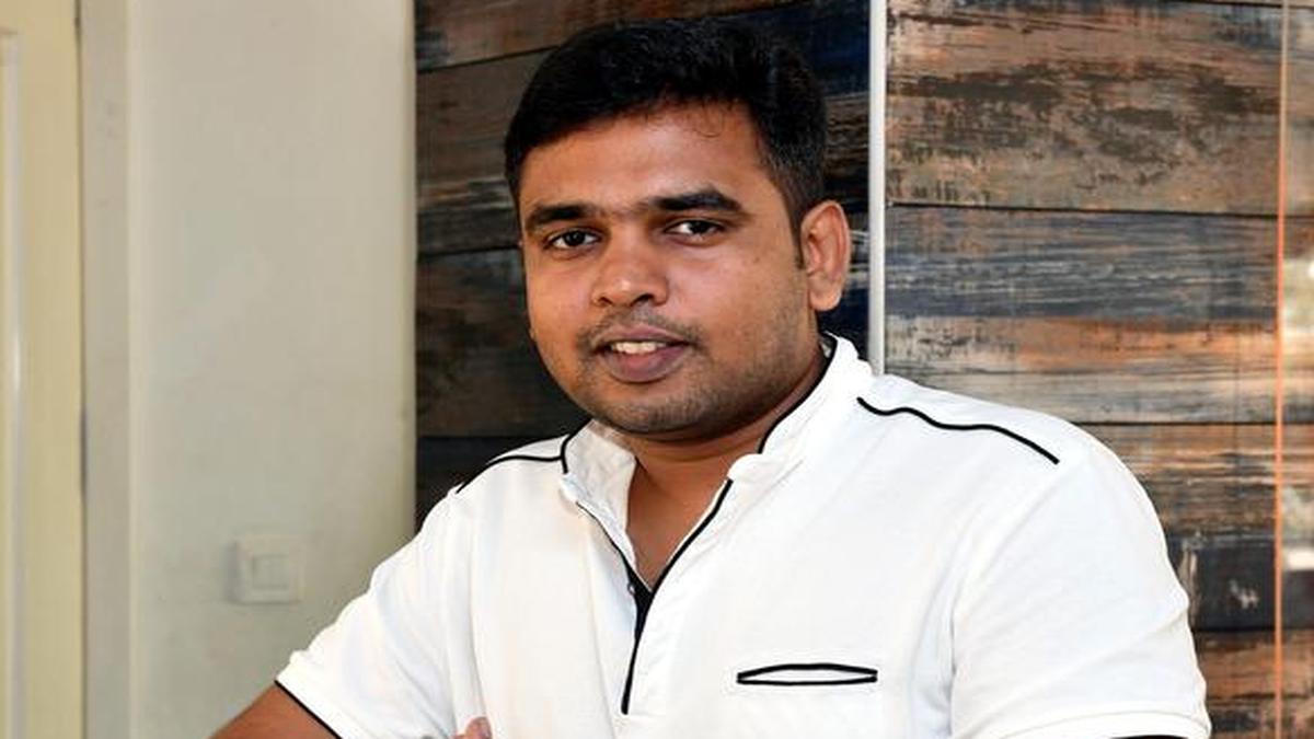 Karthik Jogesh makes the cut in tinsel town - The Hindu