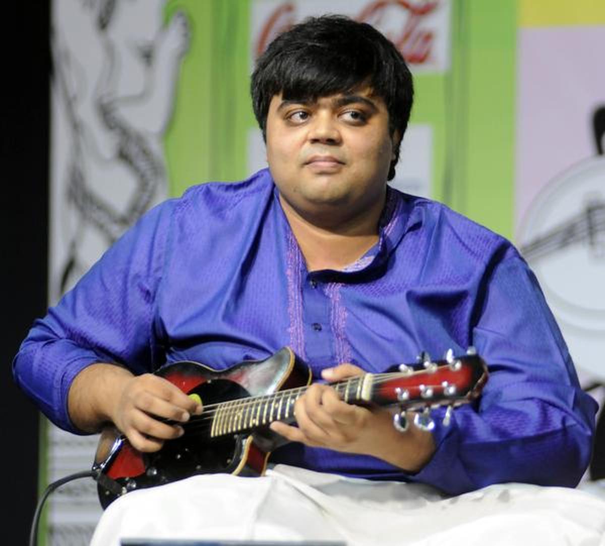 Perfect tribute to the Mandolin maestro - The Hindu