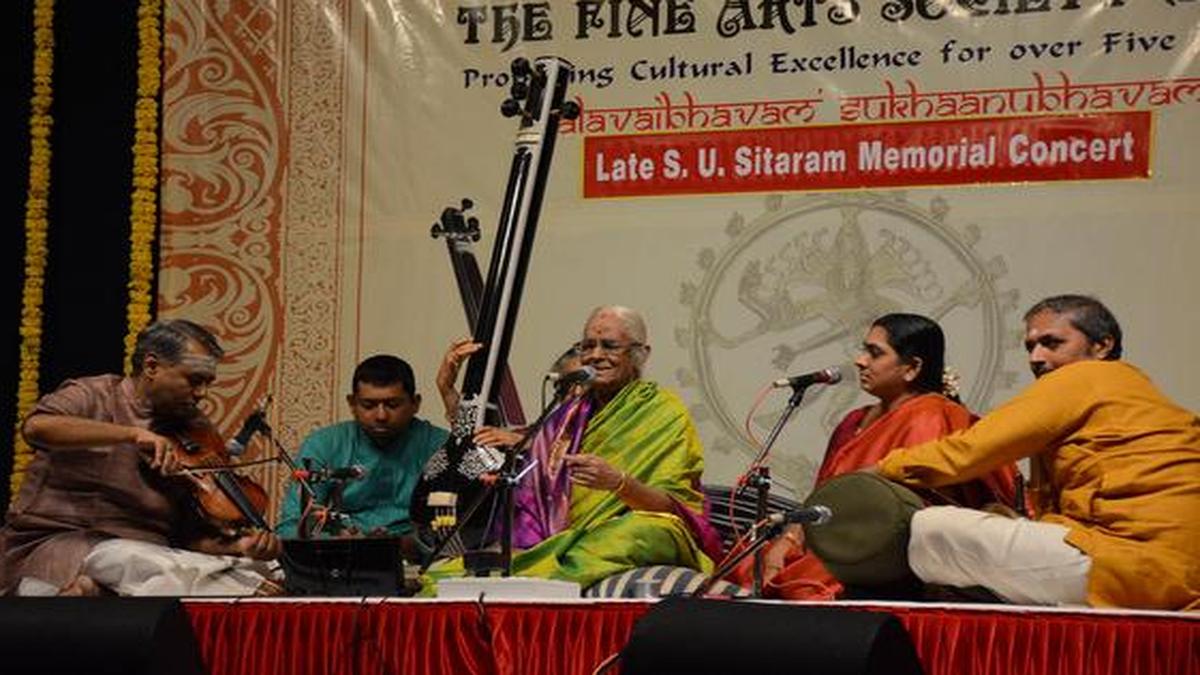 R. Vedavalli and A. Kanyakumari kept the audience engaged with their ...