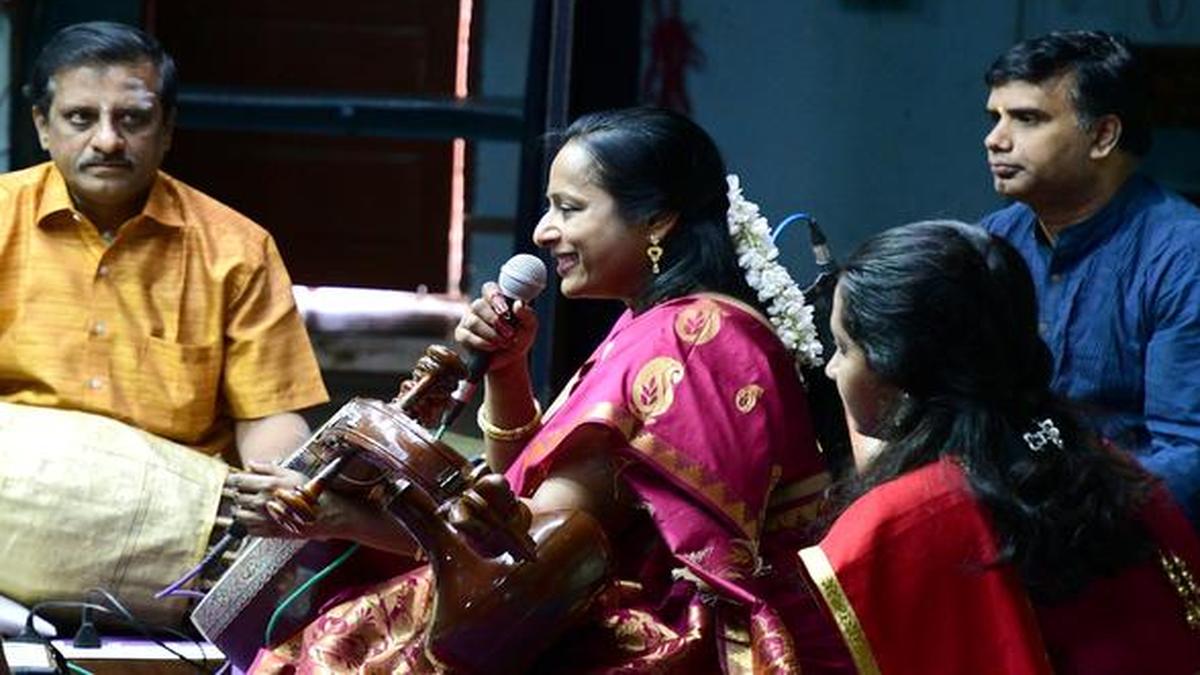 Nirmala Rajasekar’s veena playing underscored her expertise - The Hindu