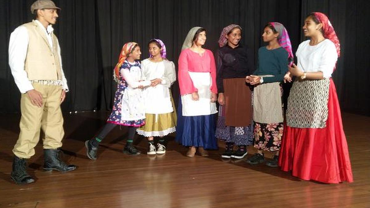 Musical spectacle fiddler on the roof - The Hindu