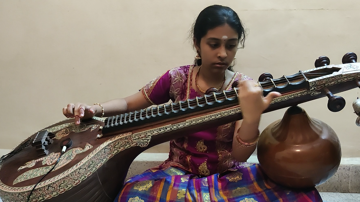 The Hindu Margazhi Classical Music Competition: Harini Raguraman Iyer ...