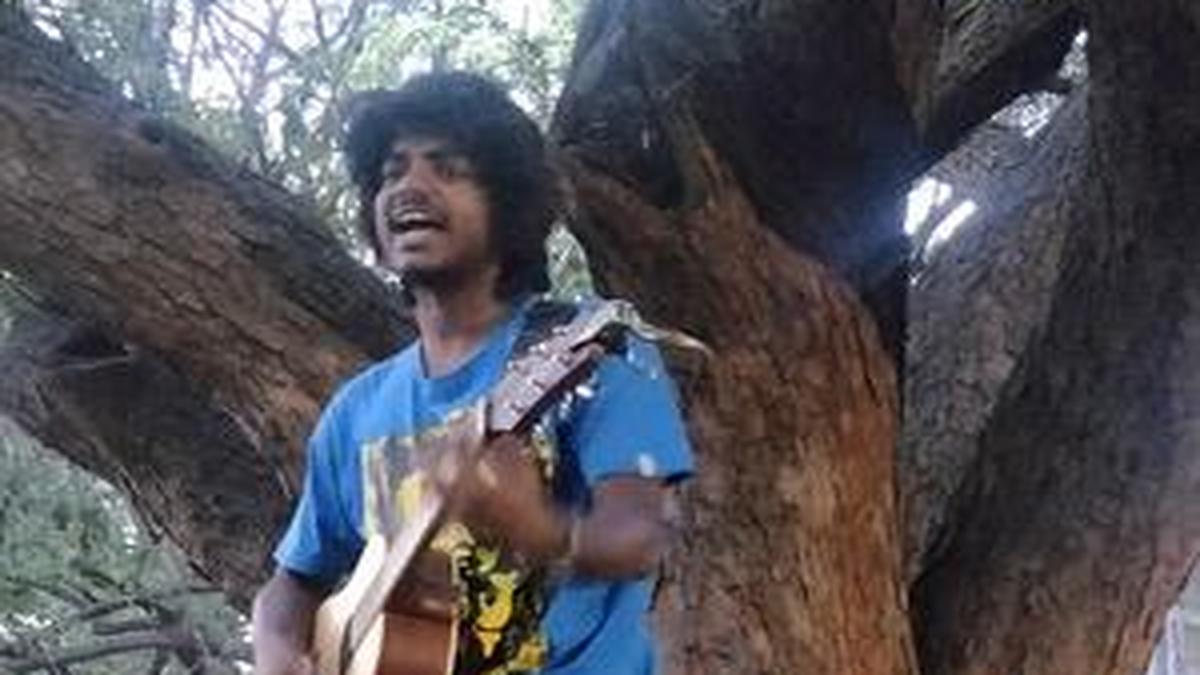 Catching a busk - The Hindu