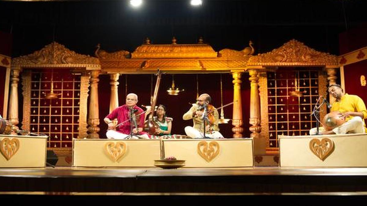 Two violinists in perfect sync - The Hindu