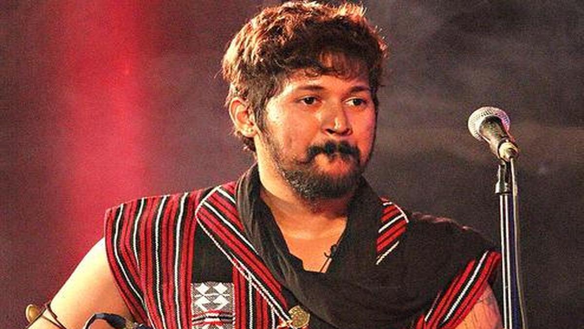 Madhur Padwal gives a folk touch to National Anthem - The Hindu