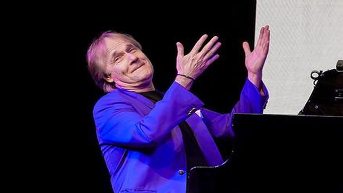 Richard Clayderman and Rahul Sharma play at the concert hosted by the ...