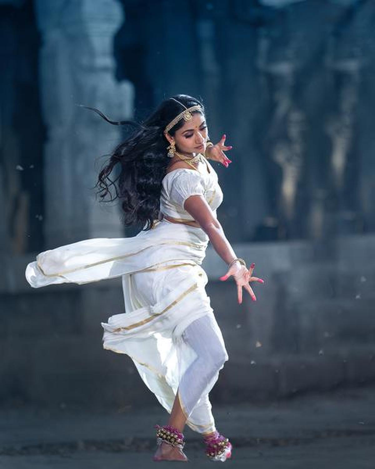 Bhanupriya Dance